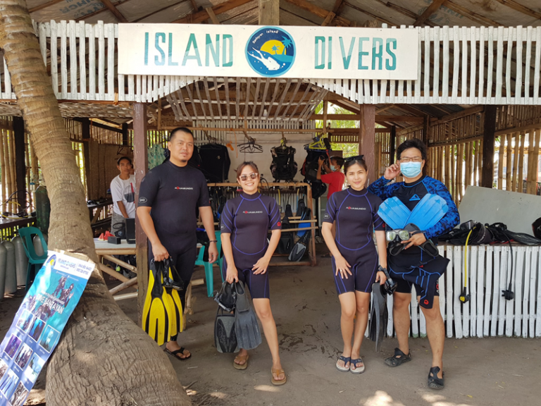 About - Island Divers